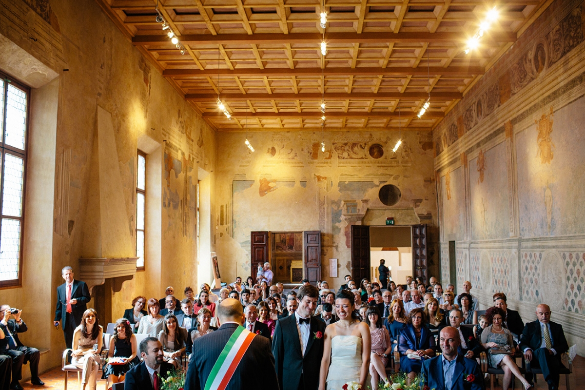 Wedding-Photographer-Italy-02(pp_w1200_h800).jpg